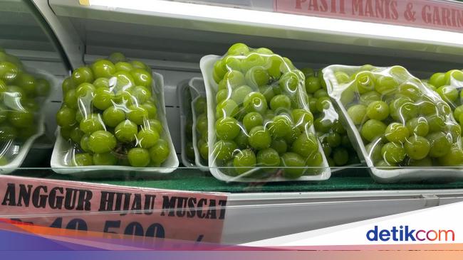 Diduga Kandung Zat Berbahaya, Warga Medan Enggan Beli Anggur Muscat