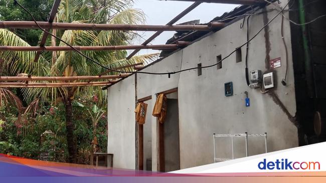 Angin Kencang Terjang Buleleng, Atap Rumah Terbang-Pohon Tumbang