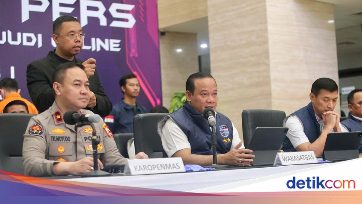 Bareskrim Ungkap Sindikat Judol WN China Kerap Ganti Nama hingga URL