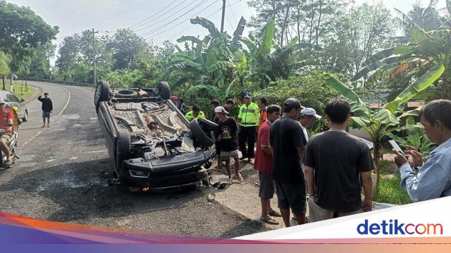 Tertabrak Mobil, Pejalan Kaki di Banyumas Terpental Masuk Sungai hingga Tewas