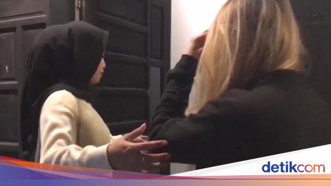 SPG Asal Bali Ditangkap Kasus Prostitusi Online di Makassar, Tarif Rp 10 Juta