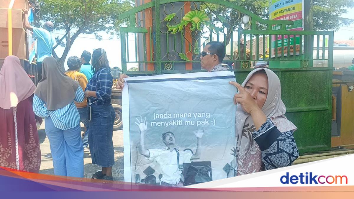 Pak Kades di Probolinggo Didemo Warga gegara Diduga Tiduri Istri Orang