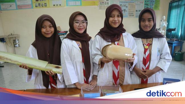 Siswa SMA di Pati Bikin Kaki Palsu dari Pelepah Pisang, Sabet Emas ISIF ...