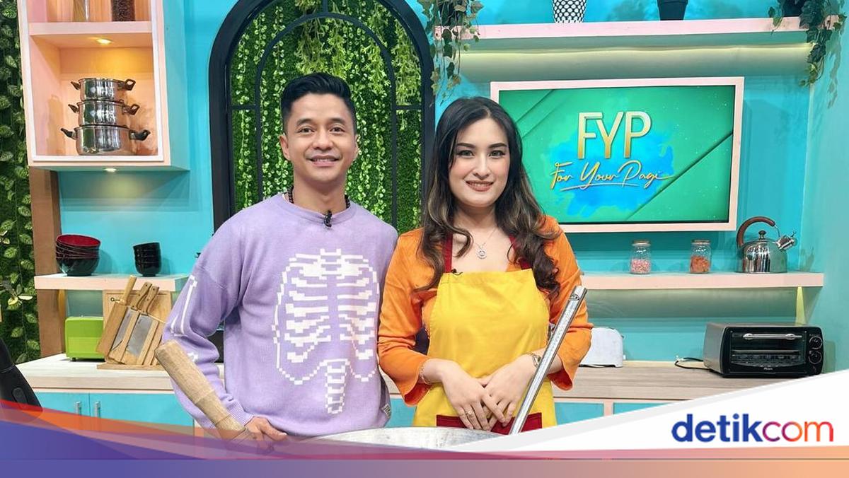 Angbeen Rishi Gugat Cerai Adly Fairuz