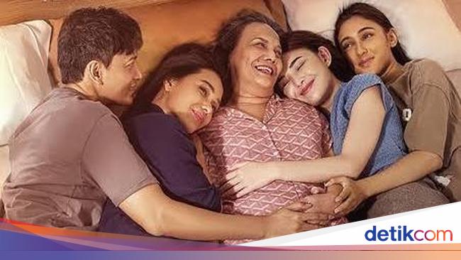 Sinopsis Film Bila Esok Ibu Tiada, Tayang di Bioskop 14 November 2024