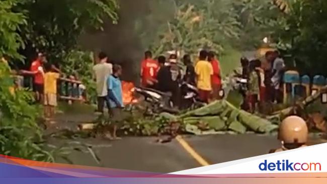 Pria di Sorong Tewas Diduga Korban Tabrak Lari, Warga Tutup Jalan