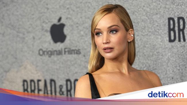 Foto: Jennifer Lawrence yang Makin Glowing di Kehamilan Kedua