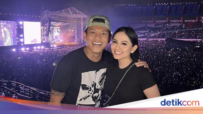 7 Foto Mesra Boris Bokir & Jessica Juliantiano Eks Kakak Ipar Nia Ramadhani