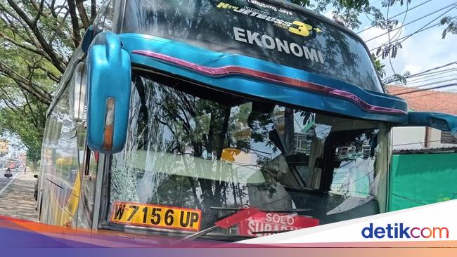 Bus Sugeng Rahayu Tabrak Pemotor hingga Tewas di Ngawi