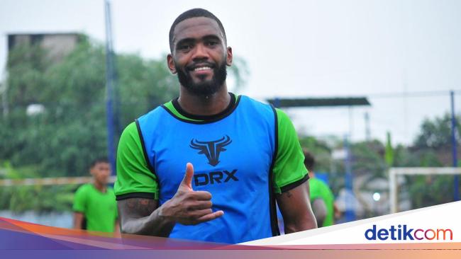 Sempat Trauma, Evandro Brandao Senang Debutnya Bantu Kemenangan PSIS