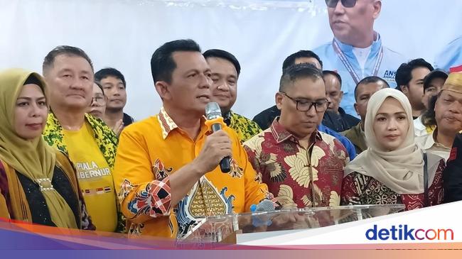 Pasangan Ansar-Nyanyang Klaim Kemenangan 55 Persen di Pilgub Kepri Pasangan Ansar-Nyanyang Klaim Kemenangan 55 Persen di Pilgub Kepri