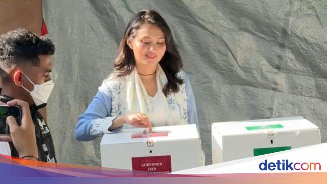 Quick Count Pilkada Malut Versi Indikator: Istri Benny Laos Unggul ... Quick Count Pilkada Malut Versi Indikator: Istri Benny Laos Unggul ...