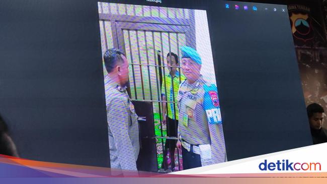 Polisi Rilis Foto Aipda R Penembak Siswa SMKN 4 Semarang hingga Tewas