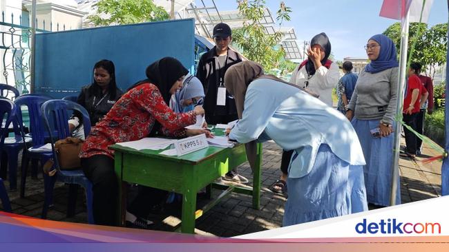 Warga Datang Lebih Awal ke TPS 12 Biring Romang Makassar karena ...