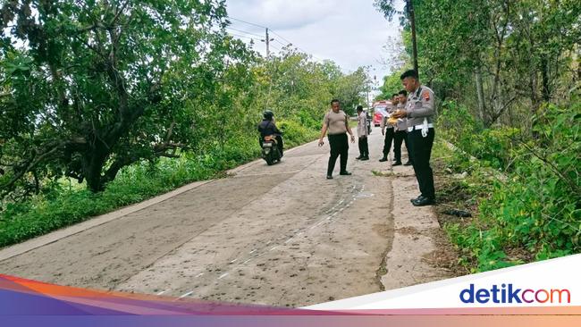 Pikap Jalan Zigzag di Wonogiri, Pemotor Tewas Tertabrak