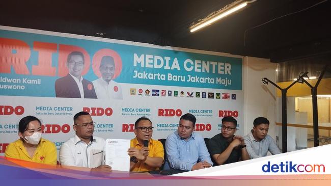 DKPP Verifikasi Laporan Kubu RK-Suswono ke KPU DKI soal Undangan Nyoblos DKPP Verifikasi Laporan Kubu RK-Suswono ke KPU DKI soal Undangan Nyoblos