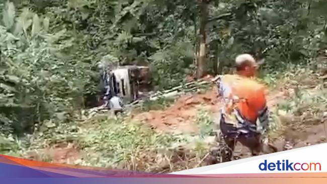Korban Tewas Bus Rute Toraja-Kendari Jatuh di Jurang Bertambah Jadi 3 Orang
