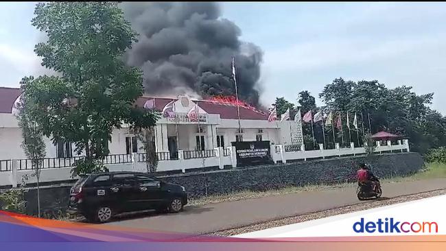 Kantor KPU Morowali Kebakaran Diduga gegara Korsleting Listrik