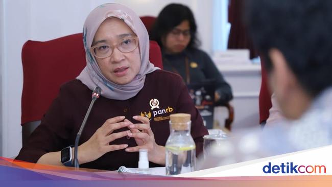 MenPAN-RB Rini Bertemu Maruarar Sirait Bahas Penguatan Kementerian PKP