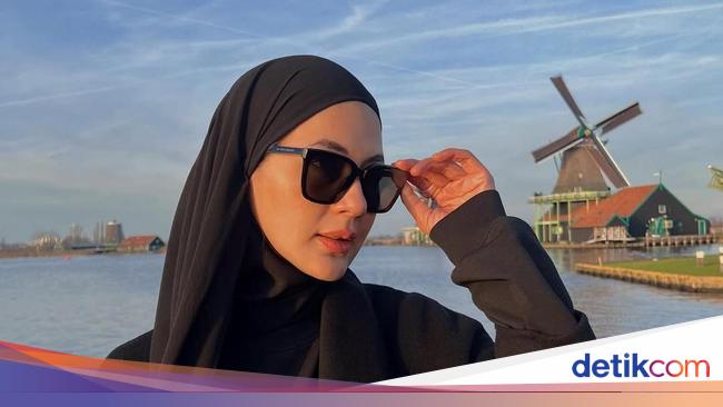 Pengacara Ungkap Alasan Paula Verhoeven Gak Mau Video Call Anak Pengacara Ungkap Alasan Paula Verhoeven Gak Mau Video Call Anak