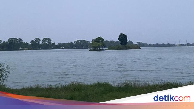 Situ Cipule: Destinasi Rekreasi Hemat, Mendunia Berkat Dayung