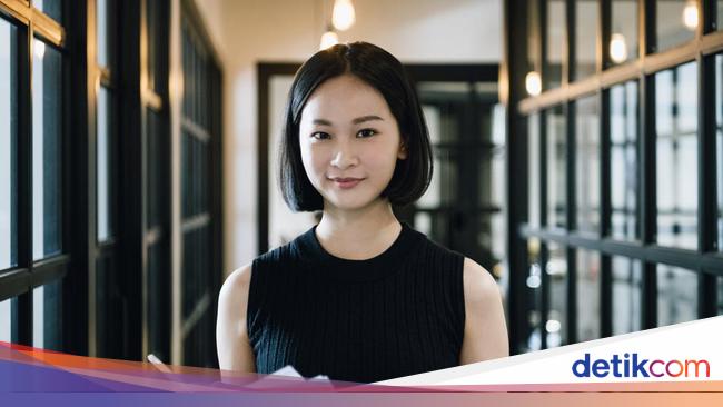 8 Ciri-ciri Wanita Cerdas yang Membuat Mereka Terlihat Selalu Elegan