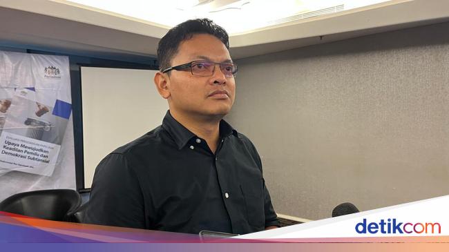 Jubir MK Sebut Ada 4 Gugatan Terkait Cawalkot Banjarbaru Raih Suara 100% Jubir MK Sebut Ada 4 Gugatan Terkait Cawalkot Banjarbaru Raih Suara 100%