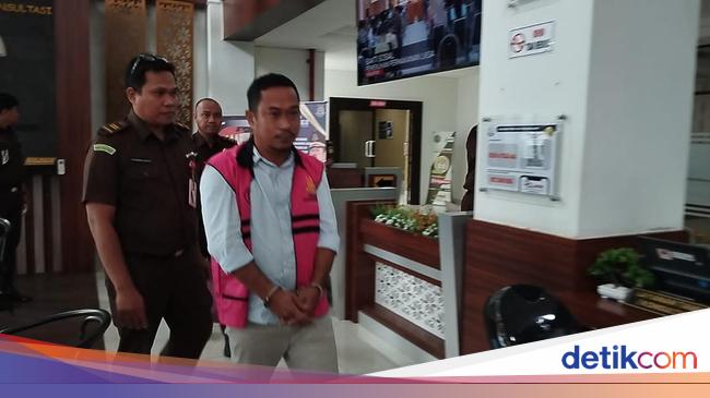Diduga Korupsi KUR BSI Peternak Sapi, Anggota DPRD Lombok Tengah Ditahan