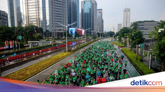 Semangat Ribuan Pelari Ikut Fun Run di Jakarta