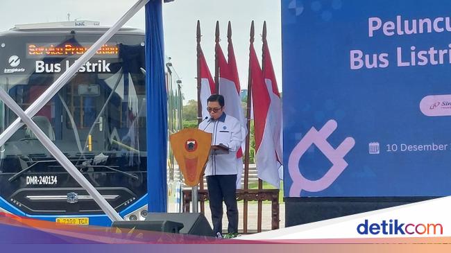 TransJakarta Resmi Tambah 200 Unit Bus Listrik
