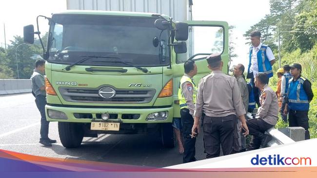 Begini Kondisi Sopir Truk Saat Ditemukan Tewas Gantung Diri di Tol Semarang