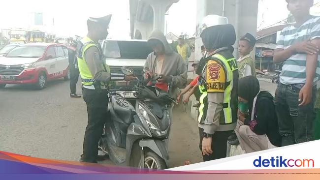 Puluhan Kendaraan Terjaring Razia Polisi di Palembang