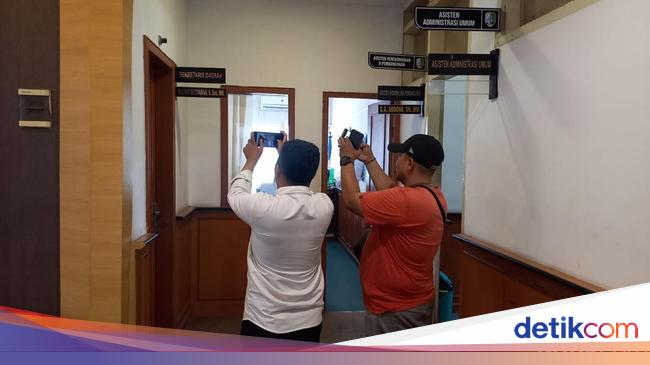 Viral Skandal Pejabat Pemkab Sampang Diduga Mesum di Kantor