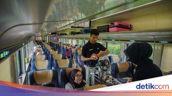 PT KAI Siapkan 45 Juta Kursi Jelang Libur Nataru