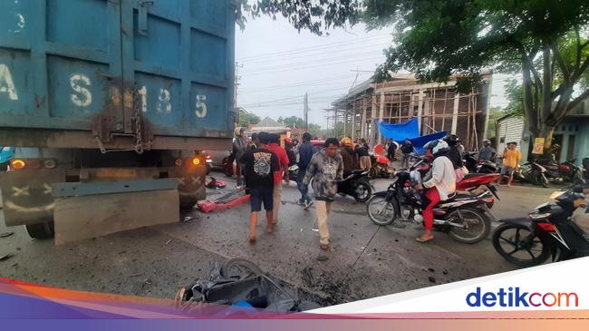Laka Karambol Libatkan Truk, Mobil dan Motor di Pantura Pati Juwana