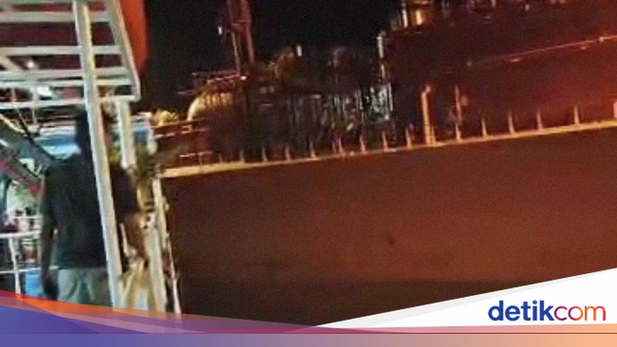 Viral KMP Trimas Terbawa Arus Benturan dengan Kapal Angkut Gas di Merak