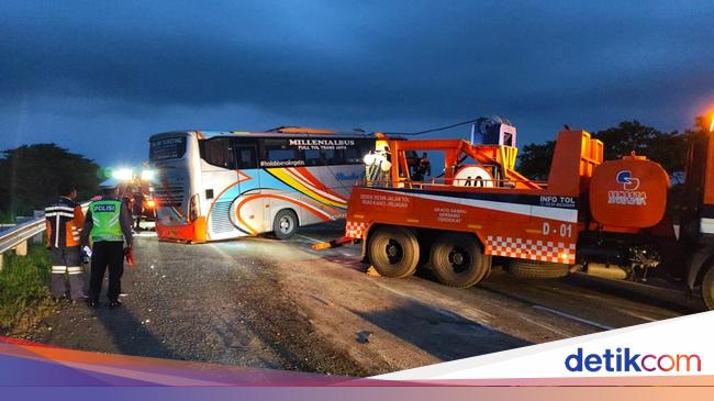 Kronologi Kecelakaan Bus Rosalia Indah di KM 223 Tol Kanci-Pejagan