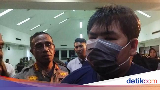 Dalih Khilaf Anak Bos Toko Roti Usai Aniaya Karyawati Pakai Kursi