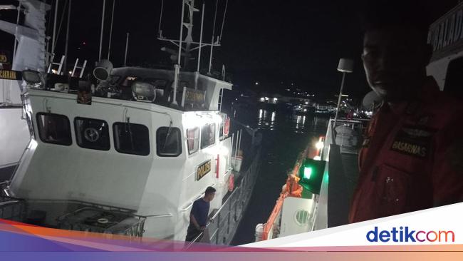 Kapal Angkut 17 Kru Tenggelam Saat Cari Ikan di Raja Ampat, 15 Orang Hilang