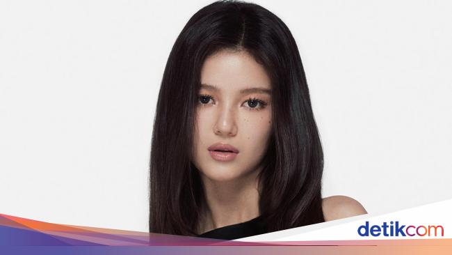 Danielle Eksis Jadi Global Ambassador OMEGA Tanpa Embel-embel NewJeans