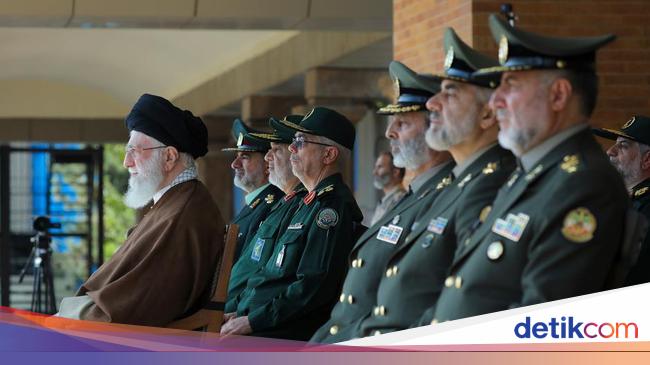 Setelah Jatuhnya Rezim Assad di Suriah, Akankah Rezim Iran Menyusul ...