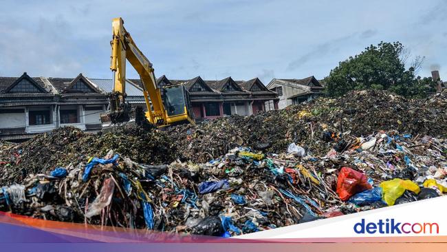 Kendala Pasar Caringin Atasi 'Gurun' Sampah hingga Sulit Jual Kompos Olahan