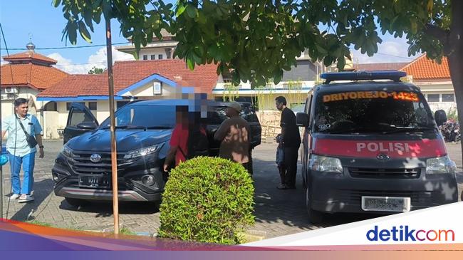 Dua Pelajar Kepergok Mesum di Toilet Musala Diserahkan Unit PPA Gresik