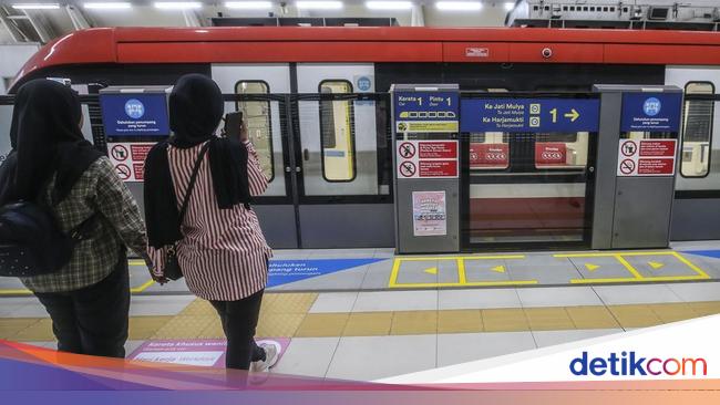 Gerbong Wanita LRT Jabodebek Mulai Beroperasi