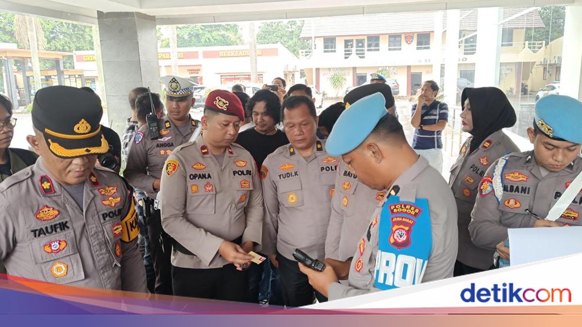 Polres Bogor Cek Kelengkapan Senpi Anggotanya, 2 Senjata Diamankan