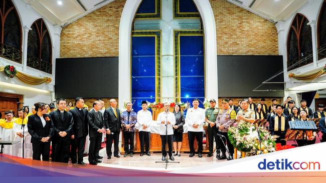 Menko Polkam dan Panglima TNI-Kapolri Cek Gereja Samanhudi Jelang Misa Natal