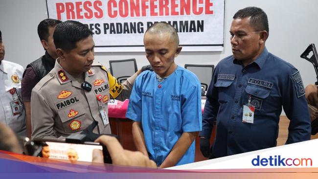 Ayah Tiri Aniaya Balita Hingga Patah Tulang di Padang Pariaman Positif Sabu Ayah Tiri Aniaya Balita Hingga Patah Tulang di Padang Pariaman Positif Sabu