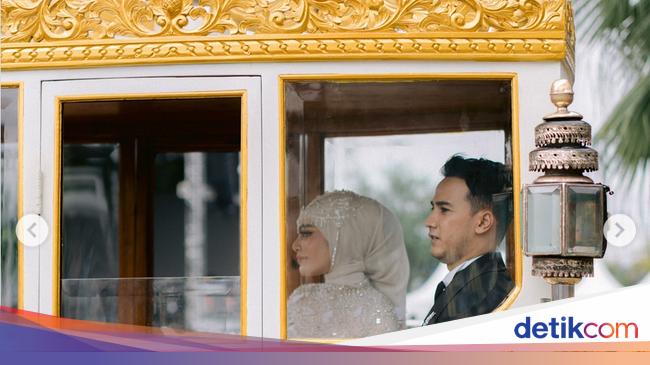 Viral Royal Wedding Anak Walikota Balikpapan, Pengantin Naik Kereta Kencana Viral Royal Wedding Anak Walikota Balikpapan, Pengantin Naik Kereta Kencana