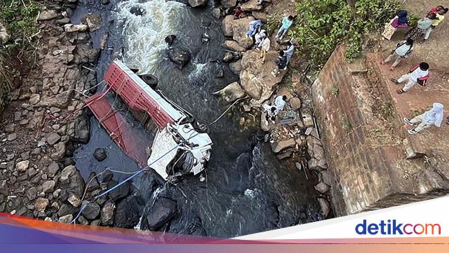 Truk Rombongan Pengantin Terjun ke Sungai di Ethiopia, 71 Orang Tewas