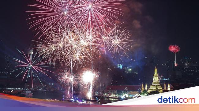 Gemerlap Pesta Kembang Api Tahun Baru 2025 di Berbagai Negara